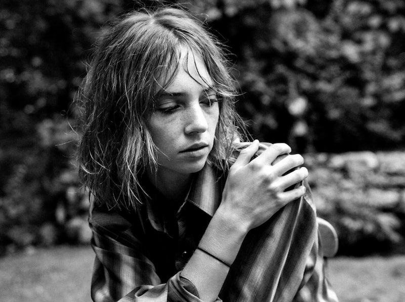 Maya Hawke drops new single 'Thérèse' + announces sophomore album 'Moss ... Maya Hawke drops new single 'Thérèse' + announces sophomore album 'Moss ...